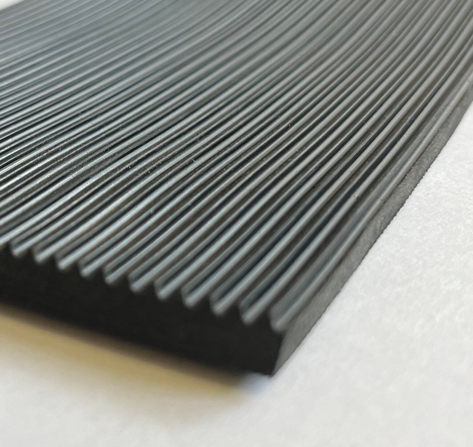 Rubber Matting – Fluted – 1220mm – Black - Rocket Rubber