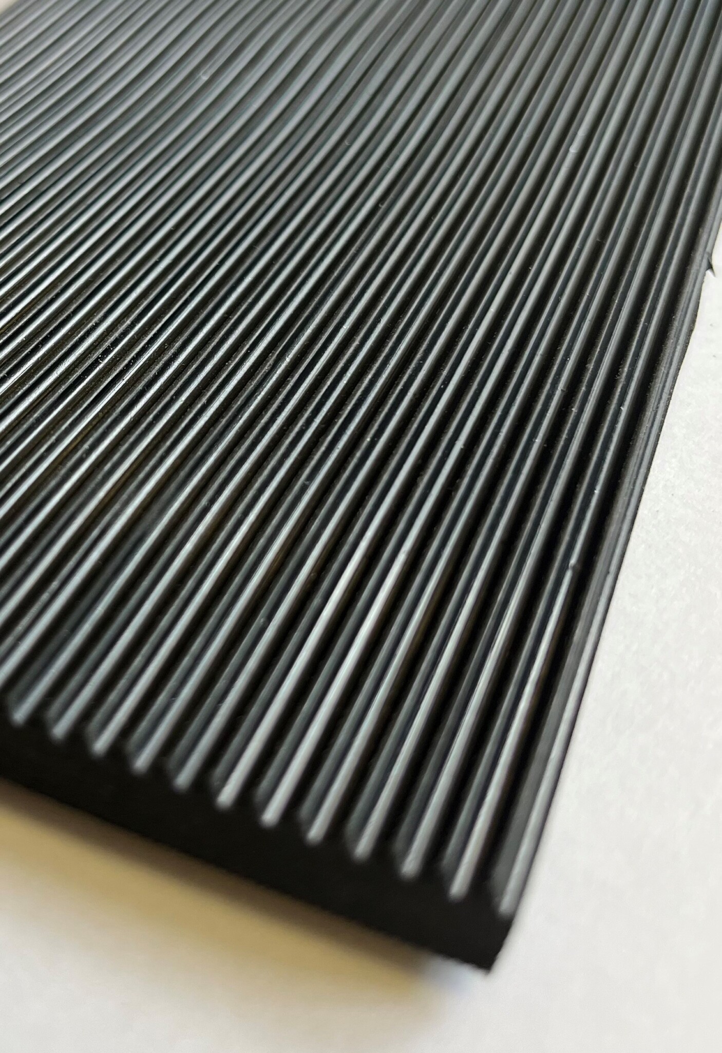Rubber Matting – Fluted – 1220mm – Black - Rocket Rubber